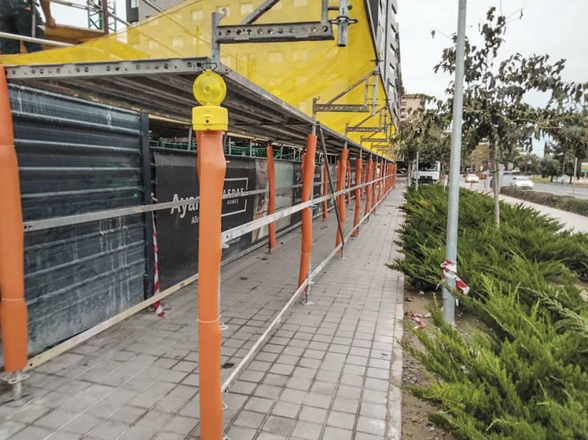 Marquesinas de protección y pasos peatonales - Sarbel Vertical S.L.